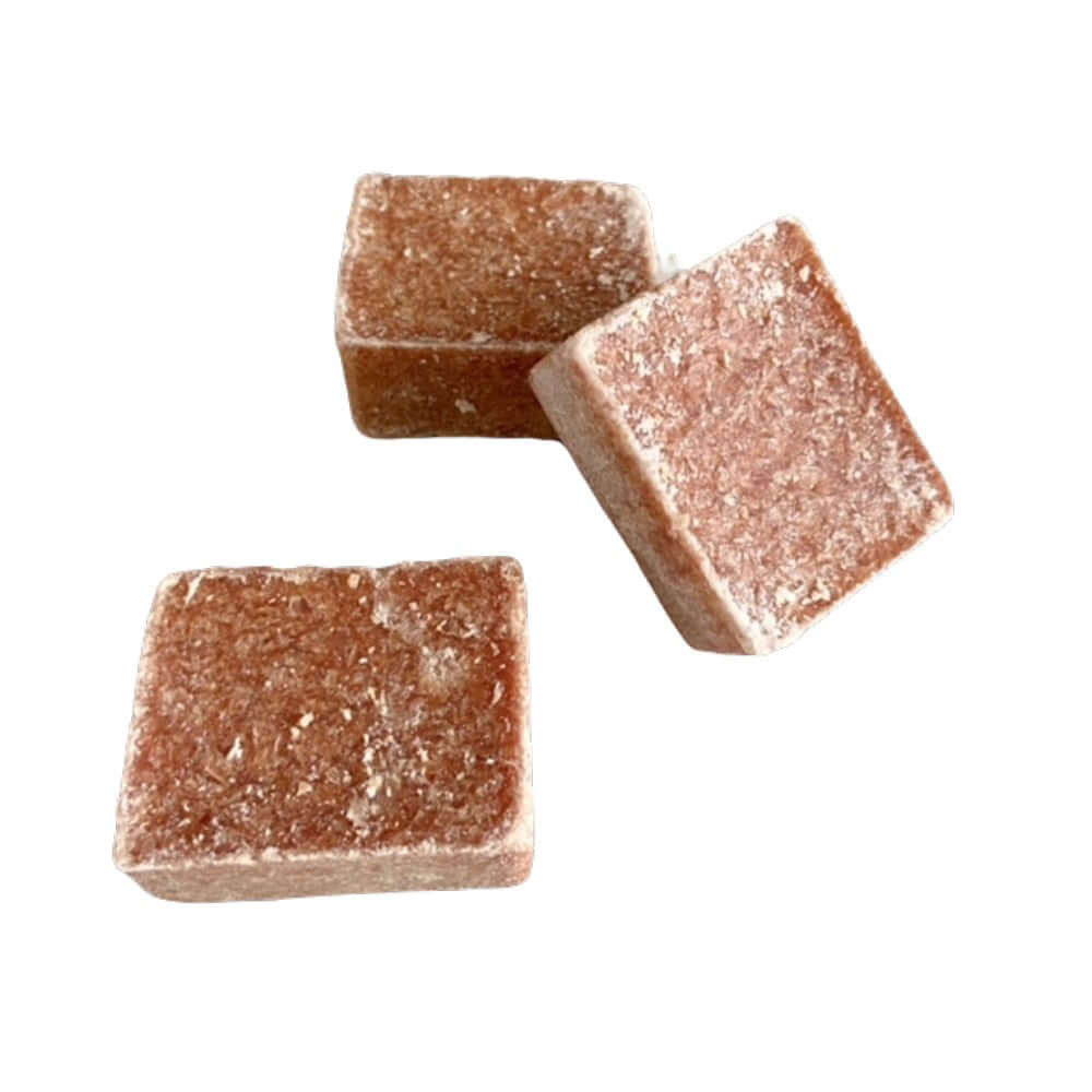 By Bazz fragrance cubes. Delicious scents like amber blocks